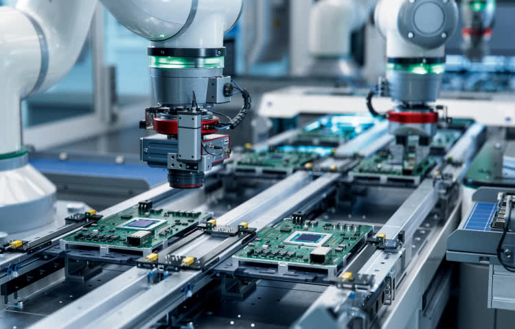 Kontraktowa produkcja elektroniki i usługi EMS | Elektronika B2B