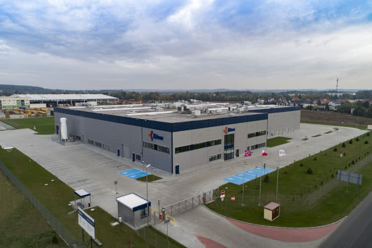 Kitron planuje dodać sześć nowych linii w 2023 roku | Elektronika B2B